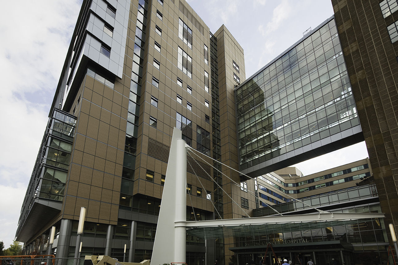 Healthcare Facilities | ASSA ABLOY DSS