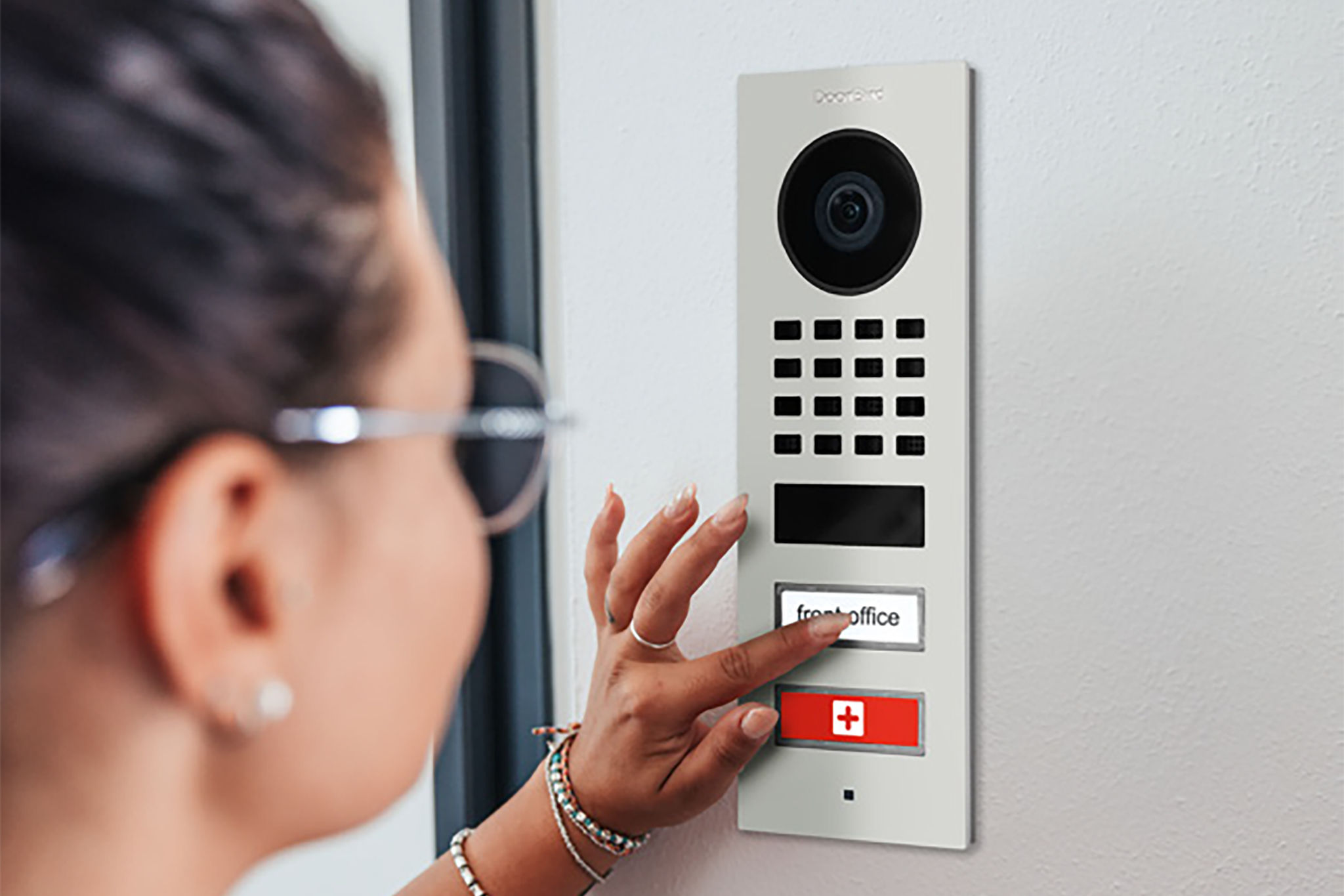 IP Video Door Intercoms | ASSA ABLOY DSS