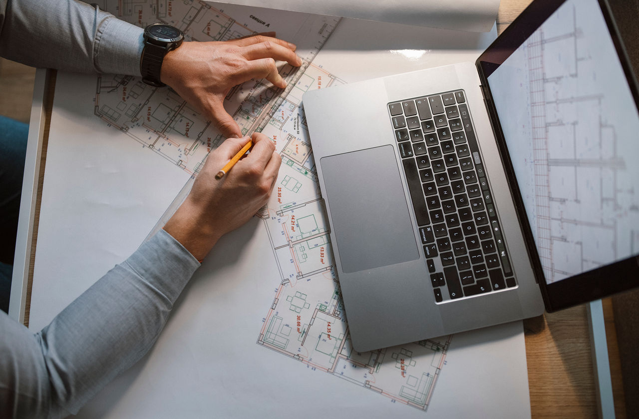 SpecsIntact expert support for door opening solutions | ASSA ABLOY DSS