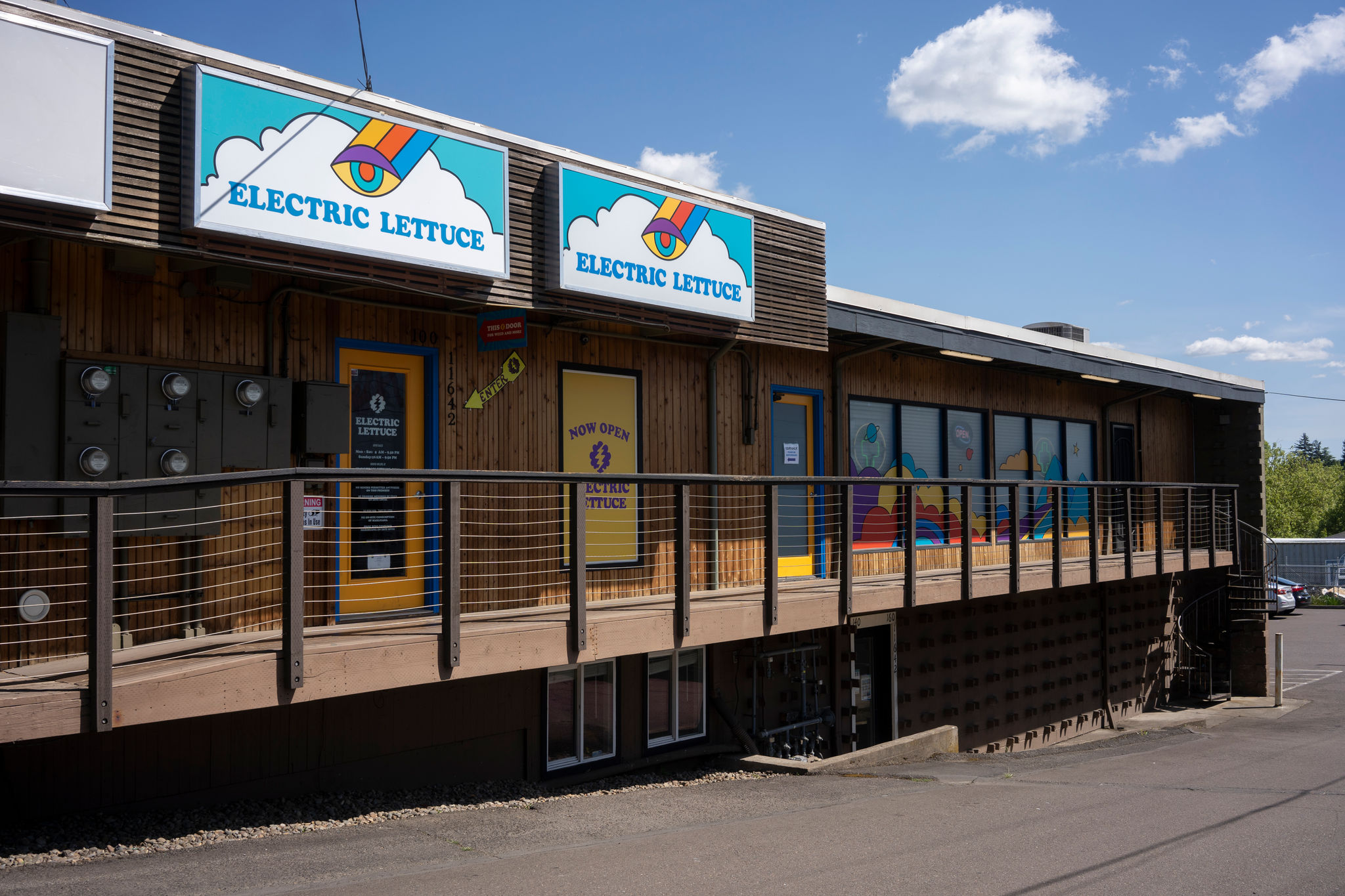 Cannabis Curb to Core Product Solutions | ASSA ABLOY DSS